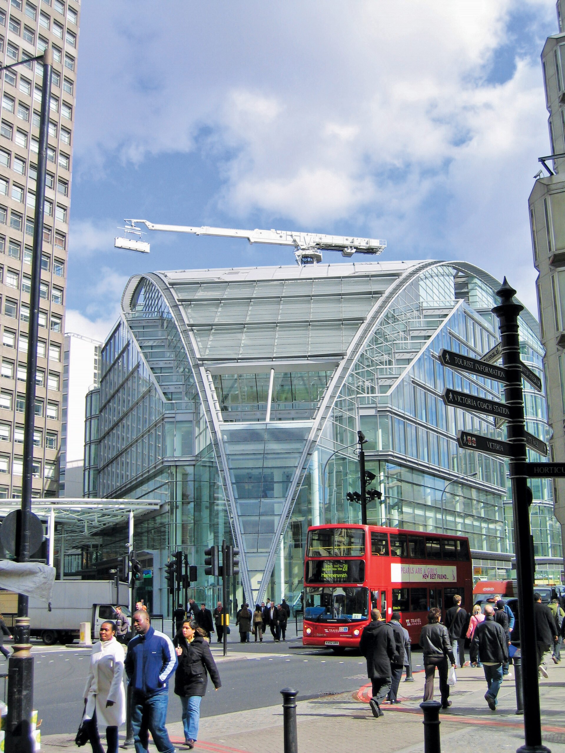 Telescopic Jib Crane – Integrated Deployment System - ARX | Kinetic ...