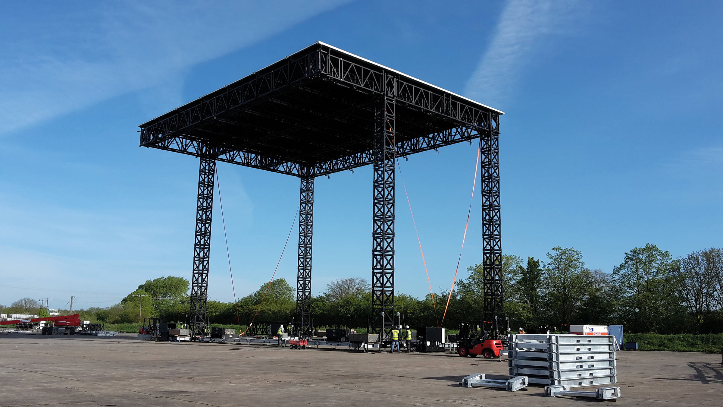 Hydraulic Stage Set Lifting Rigs - ARX | Kinetic Architecture Solutions