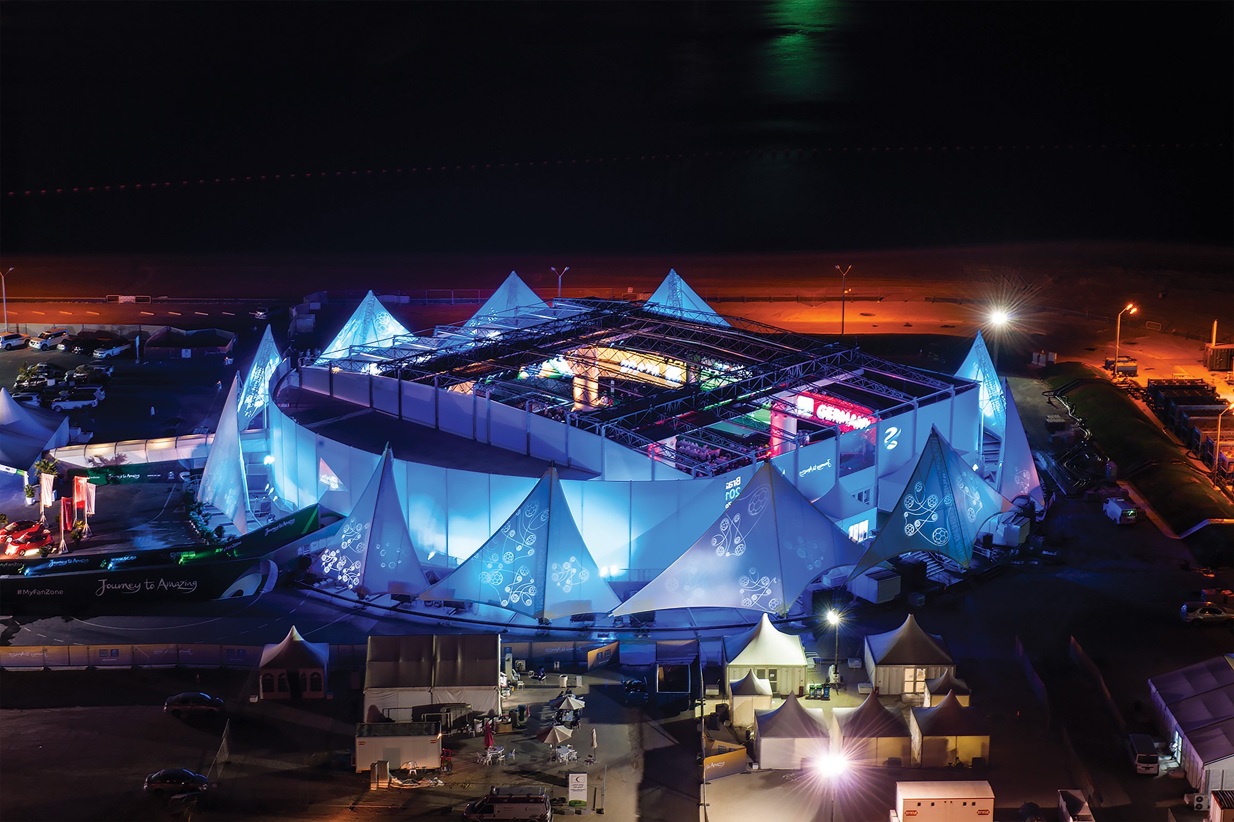 Qatar World Cup Fan Zone Retractable Roof - ARX | Kinetic Architecture ...