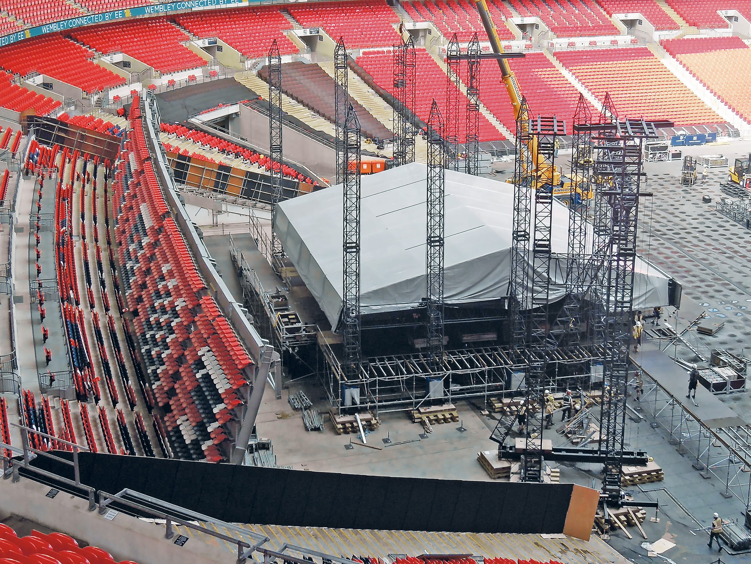 Wembley & Tottenham Hotspur: Retractable Seating - ARX | Kinetic ...